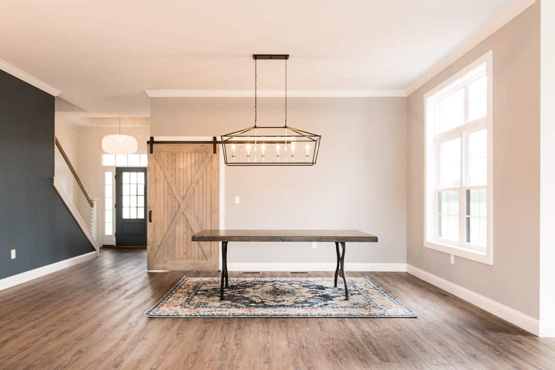 A Guide to Modern Farmhouse Construction: Background, Trends, and ...